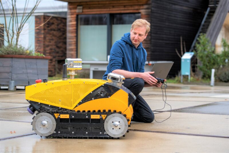 Retrospect: research robot in hazardous environment - Do IoT Fieldlab